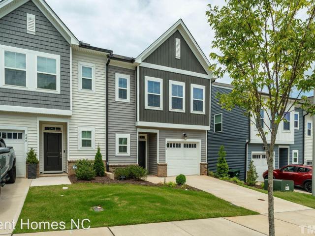 838 Oak Center Drive