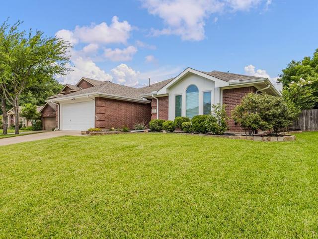 838 Oak Hollow Lane