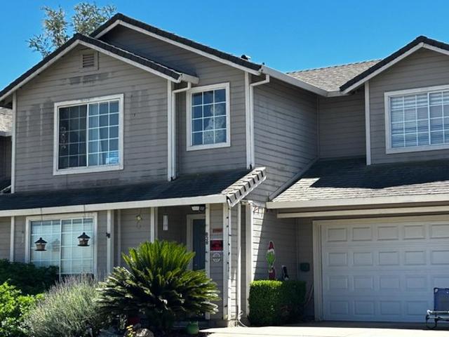 838 Lyonia Dr, Galt, CA 95632