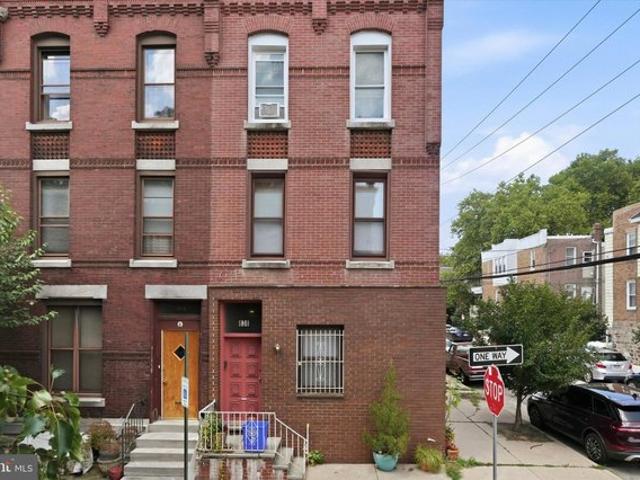 838 N Woodstock St, Philadelphia, PA 19130