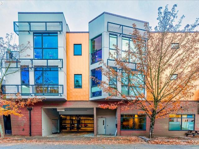 838 SE 38th Ave, Unit 209, Portland, OR 97214 | MLS #281916