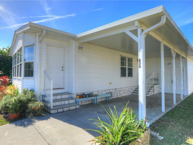 838 Wren Cir, Barefoot Bay, FL 32976 | MLS #292832 | Compass