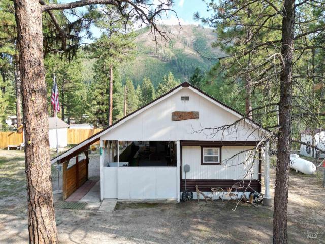 8395 Hwy 21