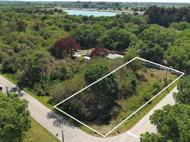 8395 63rd Ct, Vero Beach, FL 32967