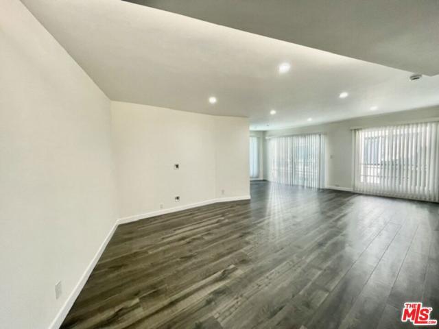 8397 Fountain Avenue 203