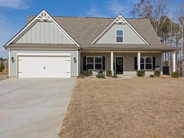 8390 Dublin Dr, Winston, GA 30187