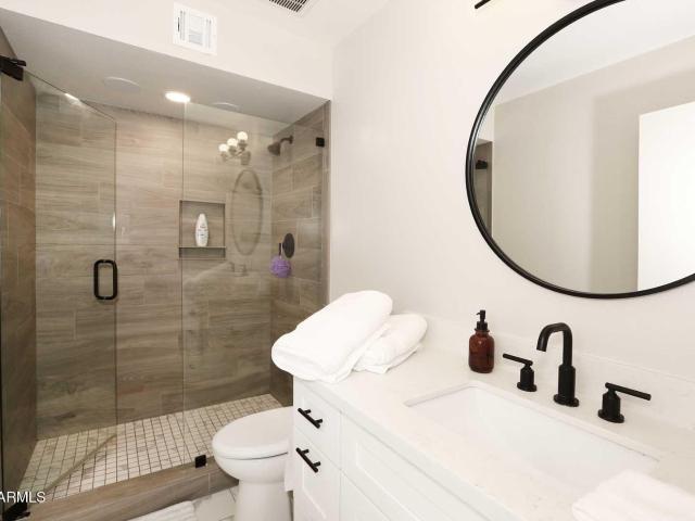 8390 E Solano Dr, Scottsdale, AZ 85250 | MLS #7000