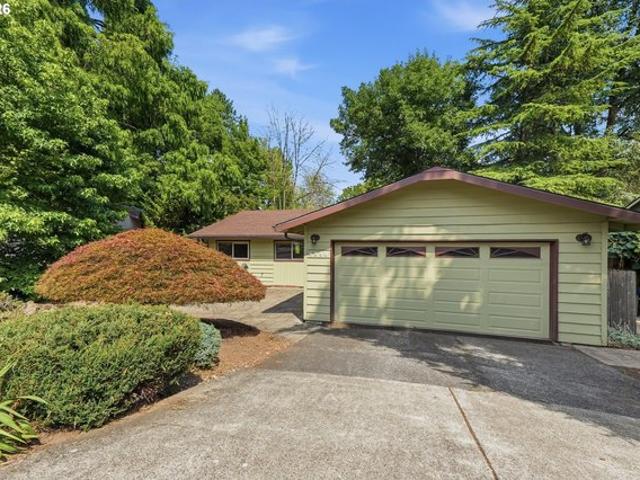 8390 SW Godwin Ct, Portland, OR 97223