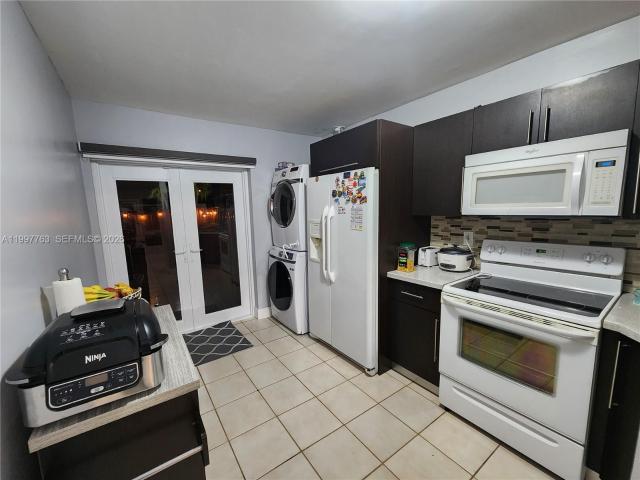 8391 SW 148th Ave, Miami, FL 33193 | MLS #A11997 | Compass