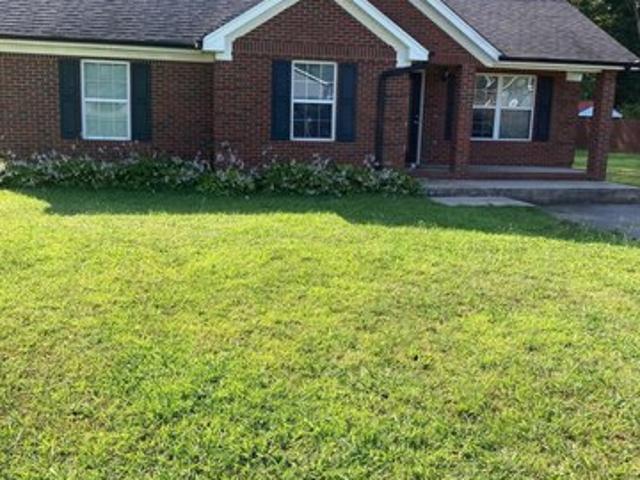 8392 Hixson Pike, Hixson, TN 37343