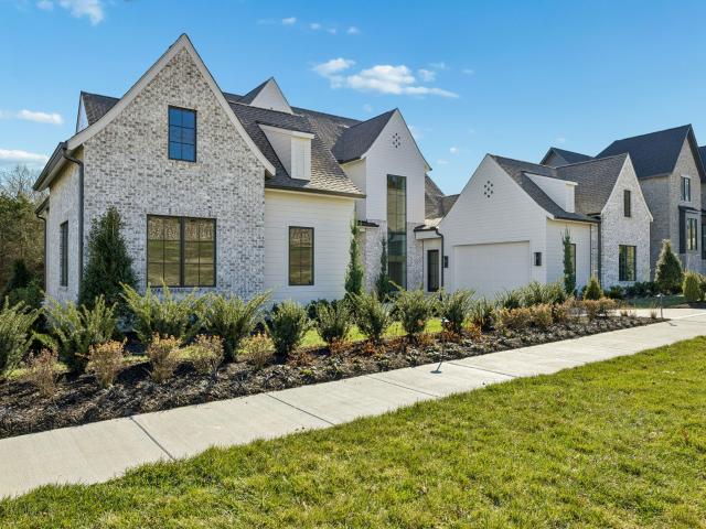 8392 Solstice Dr, College Grove, TN 37046 | MLS #2967 | Compass