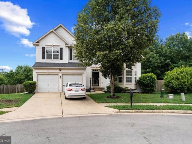 8393 Tenbrook Dr, Gainesville, VA 20155