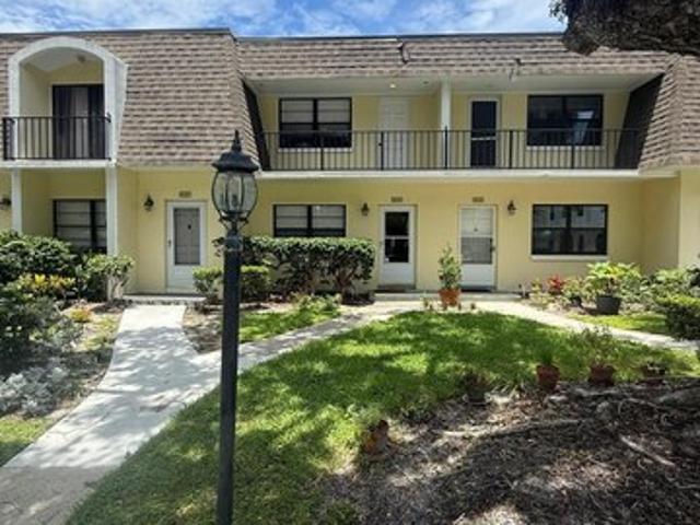 839 Camelia Ln Unit 8, Vero Beach, FL 32963