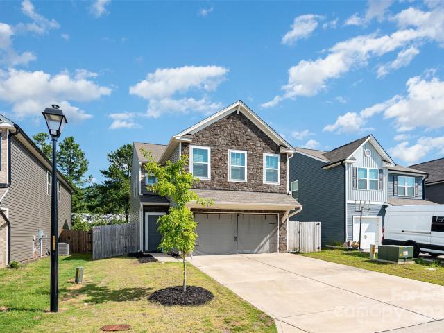 839 Foxglove Lane