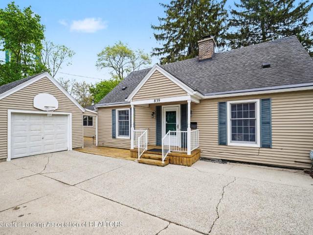 839 King Court