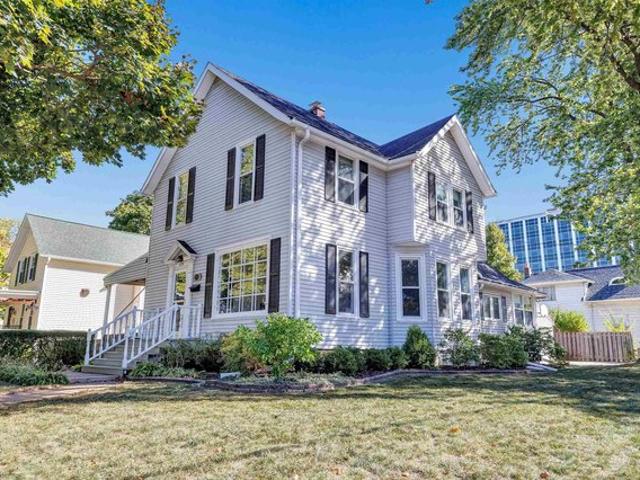 839 S Jackson St, Green Bay, WI 54301