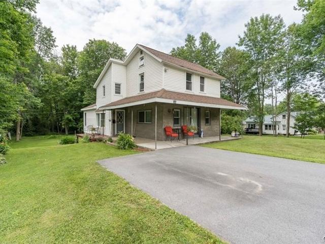 839 Parham St, Carthage, NY 13619