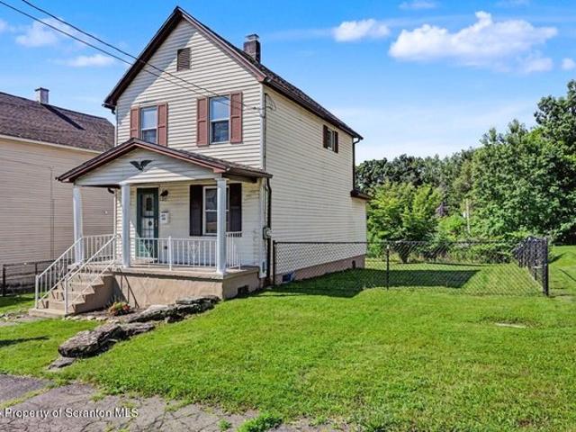 839 Price St, Dickson City, PA 18519