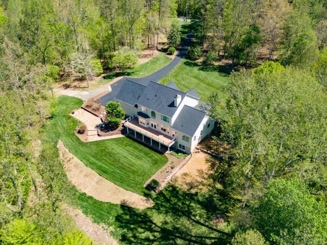 839 Queen Anne Drive