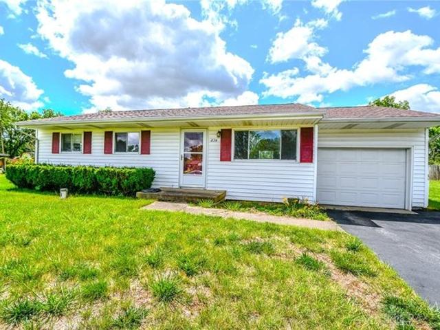 839 Wilshire Dr, Carlisle, OH 45005