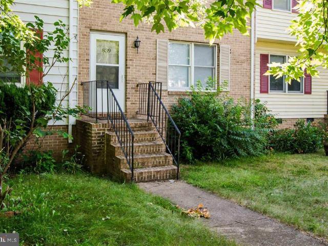 839 Vine Street
