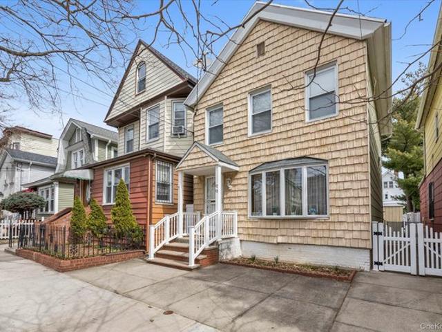 87 49 th St, Richmond Hill, NY 11418
