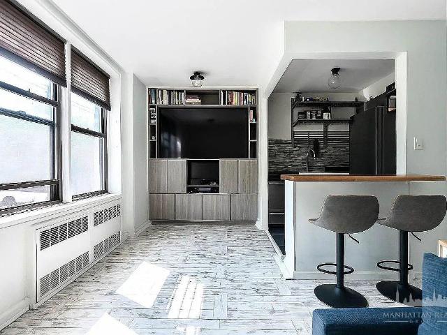 87 70 rd Street, Queens, NY