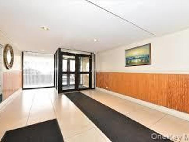 87 20 th Street