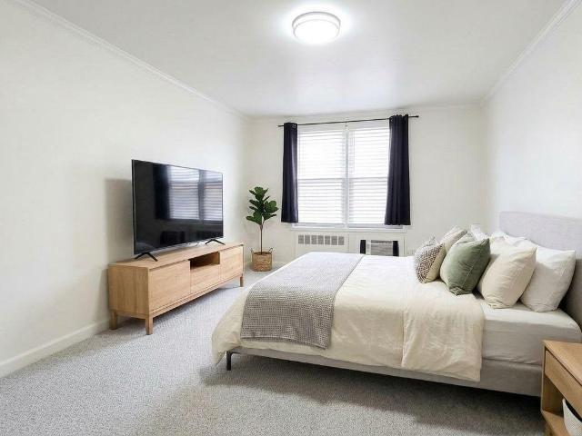 87 20 th Street, Unit 1K