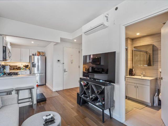 87 22 51st Avenue, Unit 4H