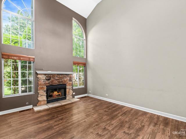 87 townsend Circle