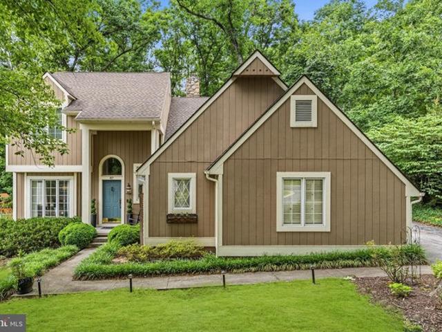 87 Twin Lakes Dr, Gettysburg, PA 17325