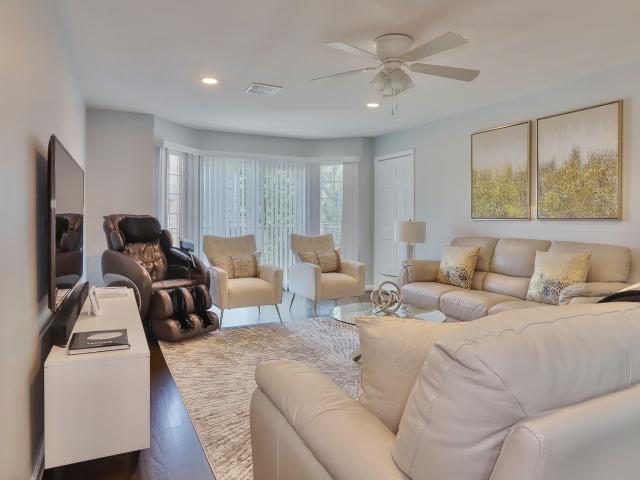 87 Wallis Ave # 2