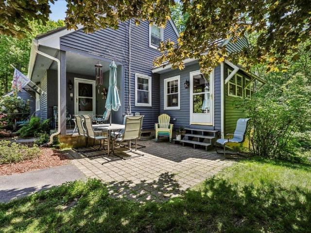 87 Woodhill Road