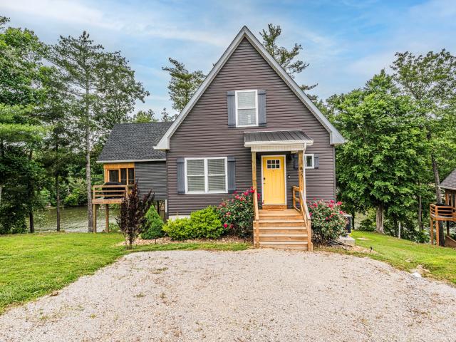 87 Angela Way