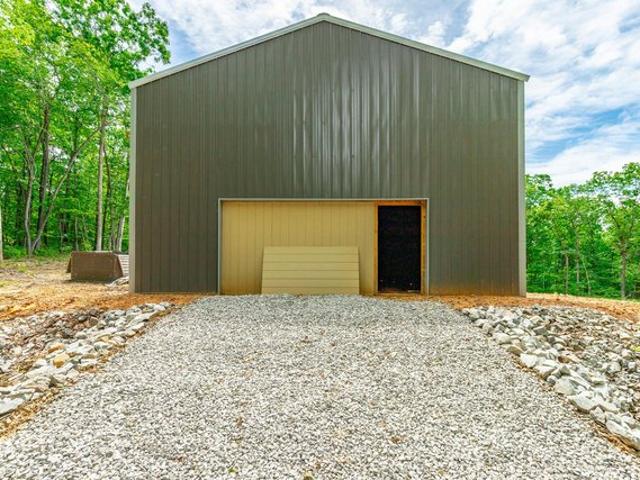 87 Apple Rd, Pikeville, TN 37367