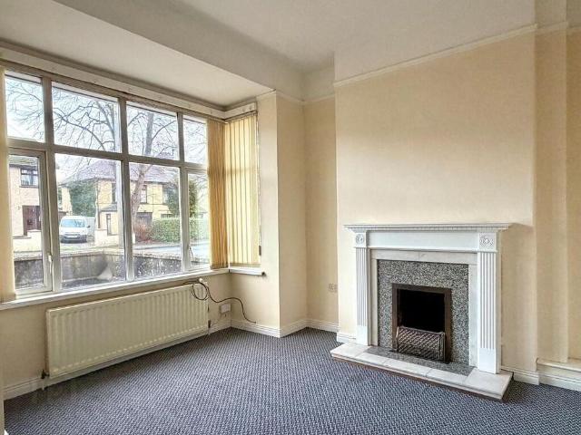 87 Armagh Road, Portadown, BT62 3DN