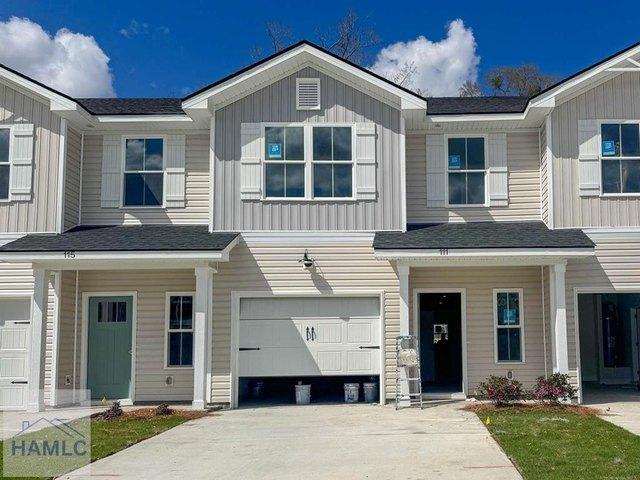 87 Beaumont Dr, Hinesville, GA 31313