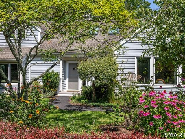 87 Canaan Rd Apt 7A, Salisbury, CT 06068