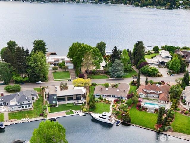 87 Cascade Ky, Bellevue, WA 98006