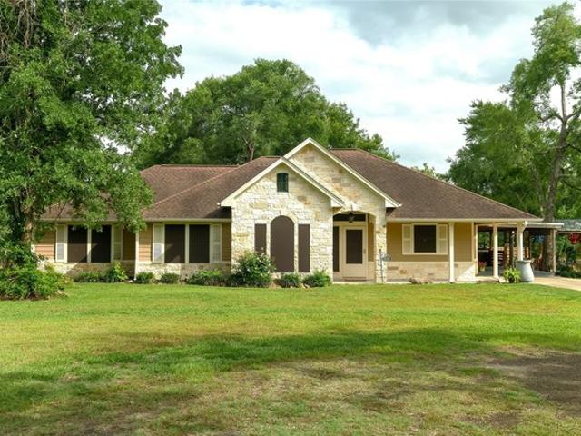 87 Coonville Rd, Huntsville, TX 77320