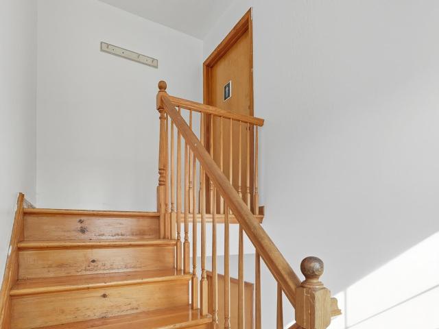 87 Cottage St # 2