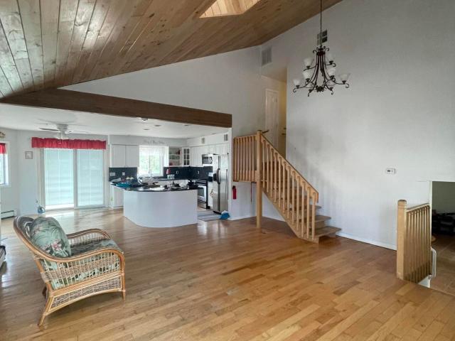 87 Clearwater Drive