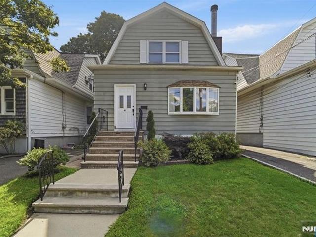 87 Curie Ave, Clifton, NJ 07011
