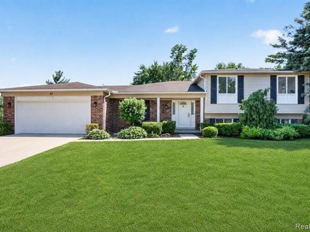 87 Duncan Dr, Troy, MI 48098