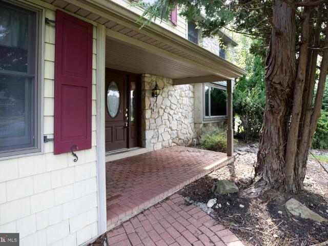 87 Eagle Mount Drive
