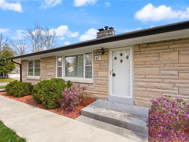 87 Forest Drive