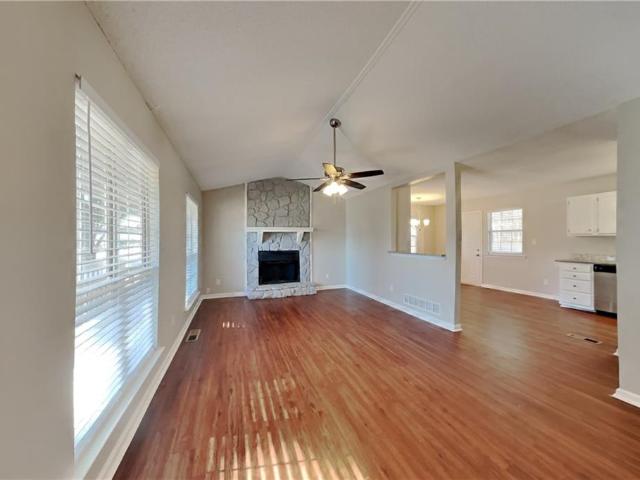 87 Grapevine Drive