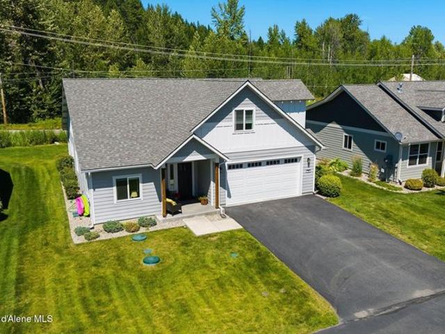 87 Hanson Ct, Dover, ID 83825