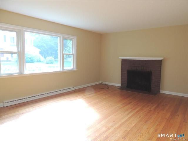 87 Hotchkiss Grove Road, Branford, US, CT
